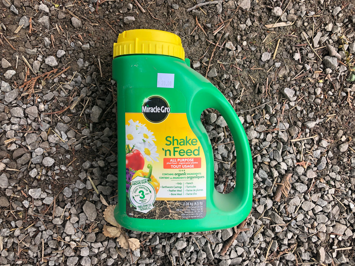 Miracle Grow - Shake n' Feed All Purpose – Niagara Fresh Market